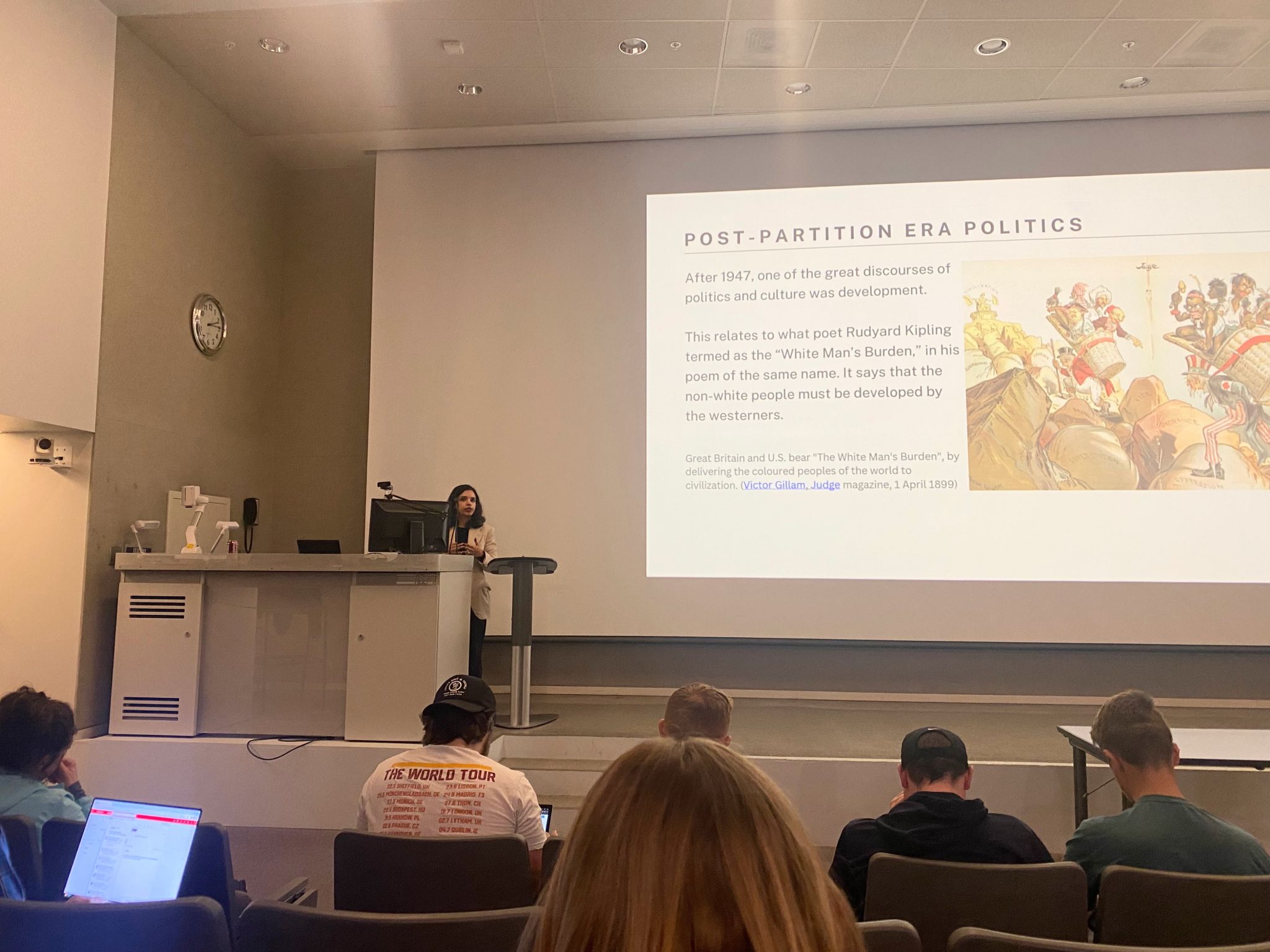 Presentation on Modern Architecture of Bangladesh - Farhat Afzal